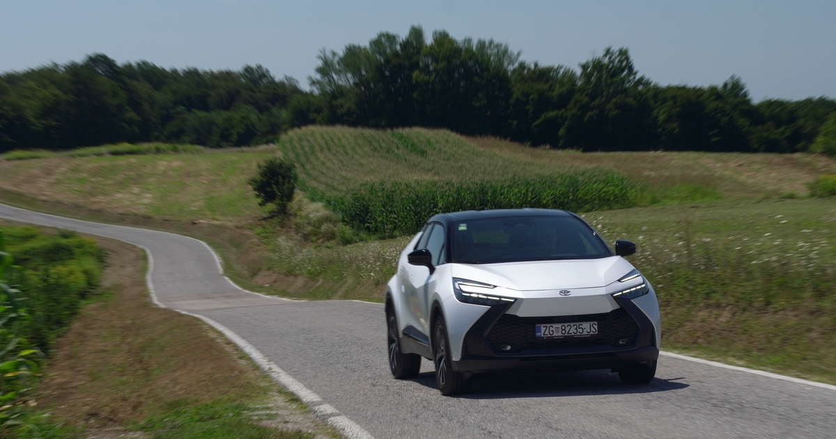 Toyota CH-R 2.0 PHEV Hybrid C-HIC - Koji auto?